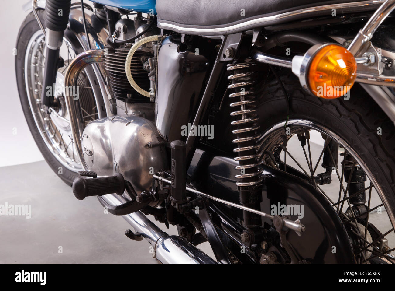 Triumph Daytona T100R classic motorcycle, 500cc, british motorbike ...