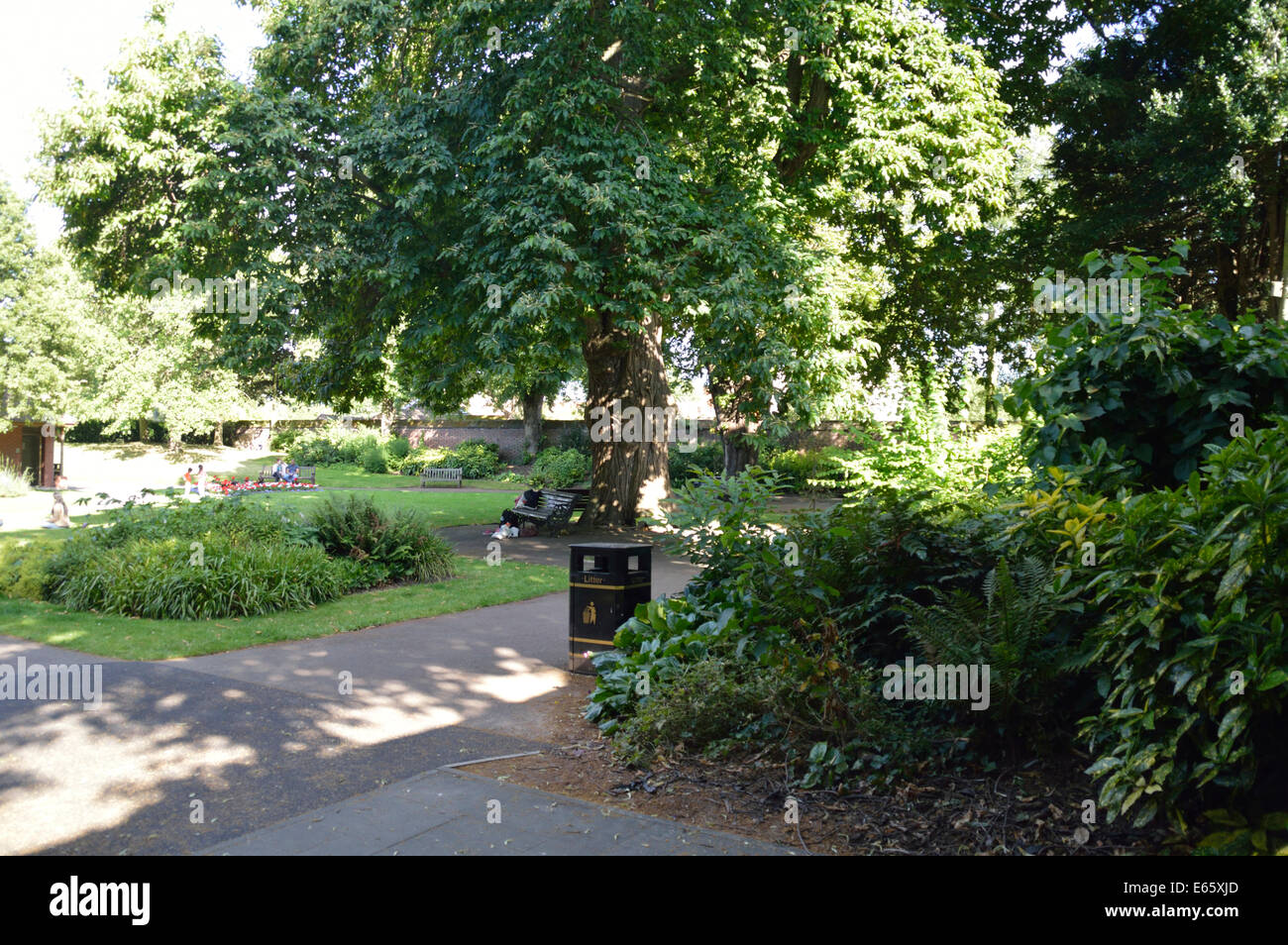 Warwick park hi-res stock photography and images - Alamy