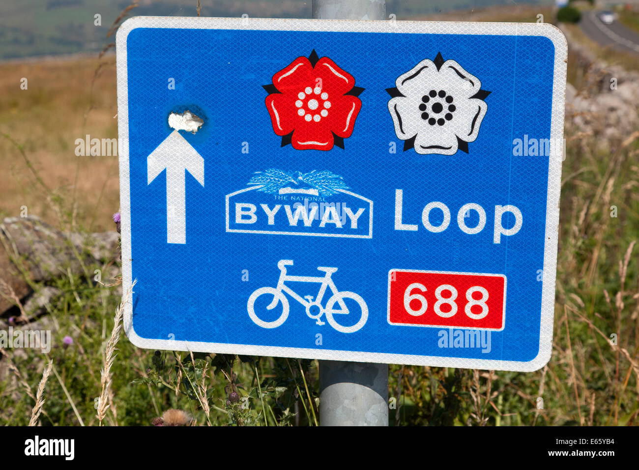 Sign for the 'Way of the Roses' cycle route, Greenhow, North Yorkshire ...