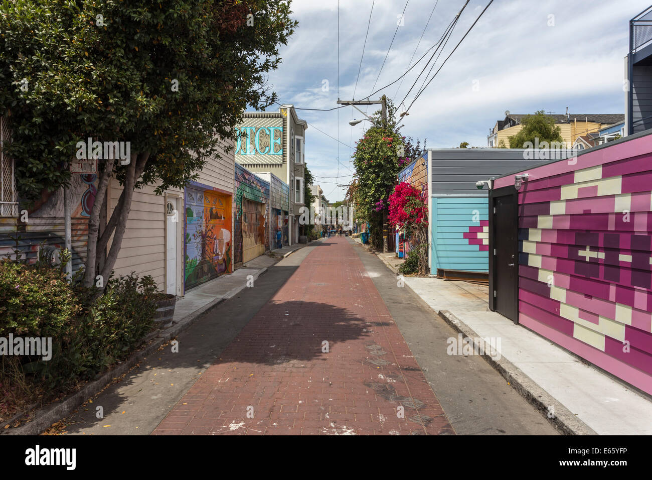 Colorful Murals of Balmy Alley in San Francisco Stock Photo - Alamy