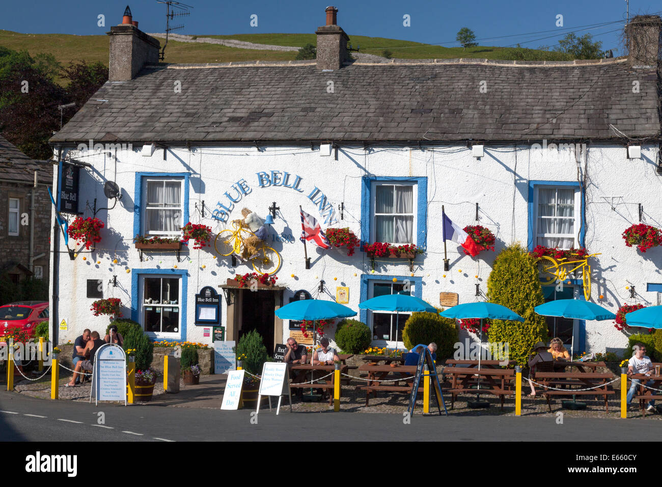 The Blue Bell Inn, Kettlewell, North Yorkshire Stock Photo - Alamy