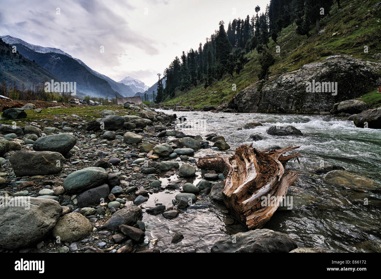 Pahalgam river view Stock Photo - Alamy