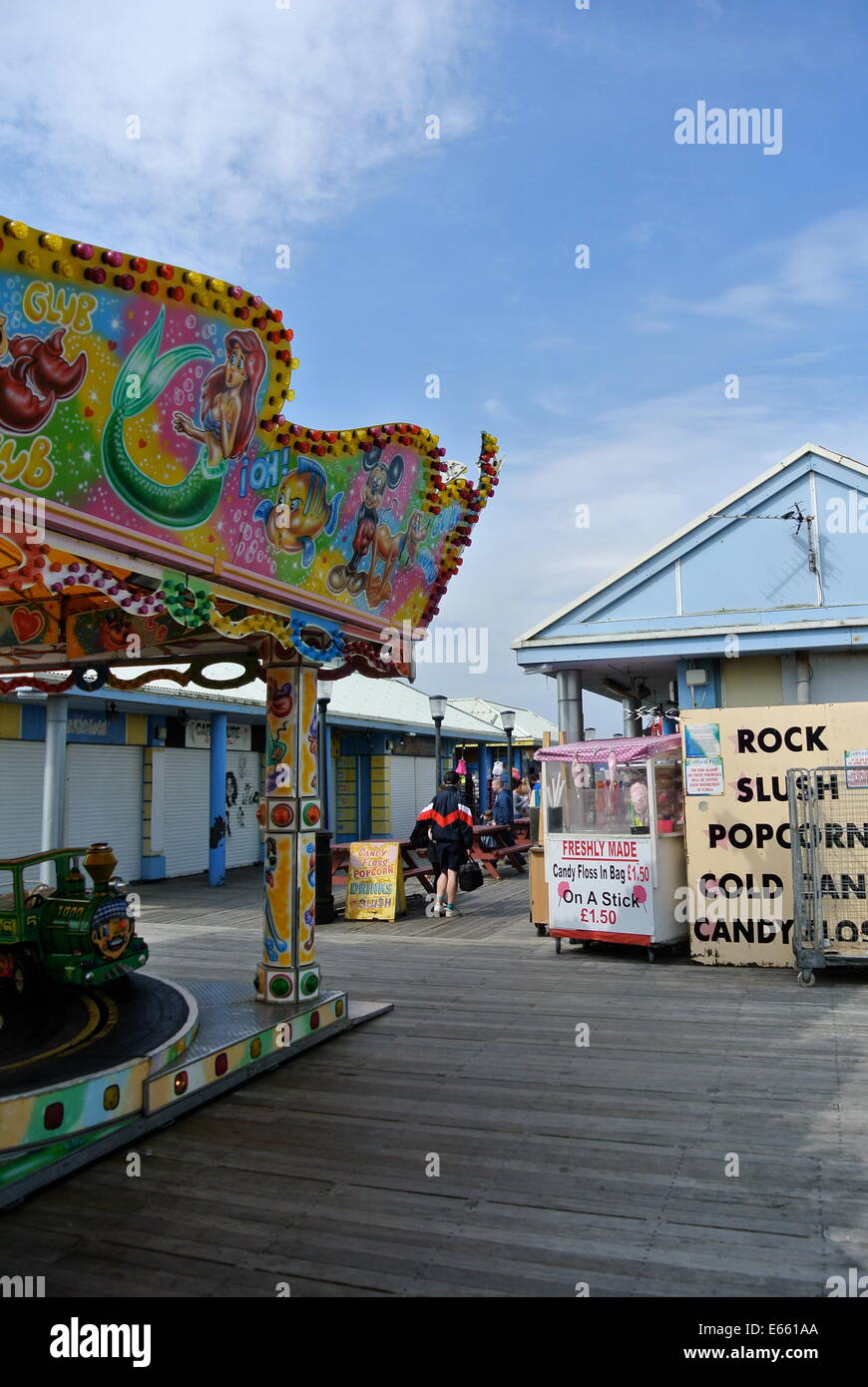 Blackpool Pier, funfair rides Stock Photo - Alamy