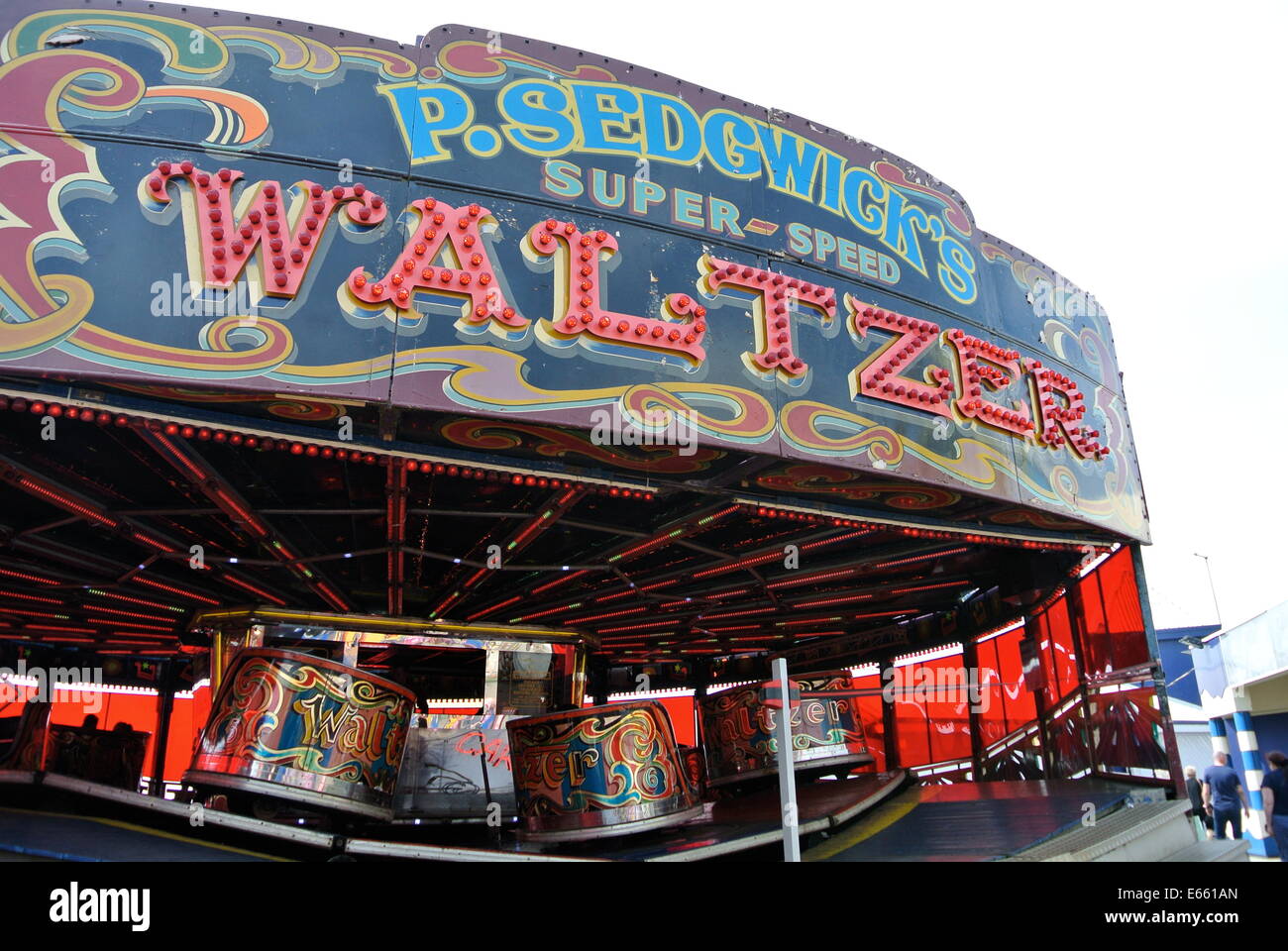 The waltzer ride hi-res stock photography and images - Alamy