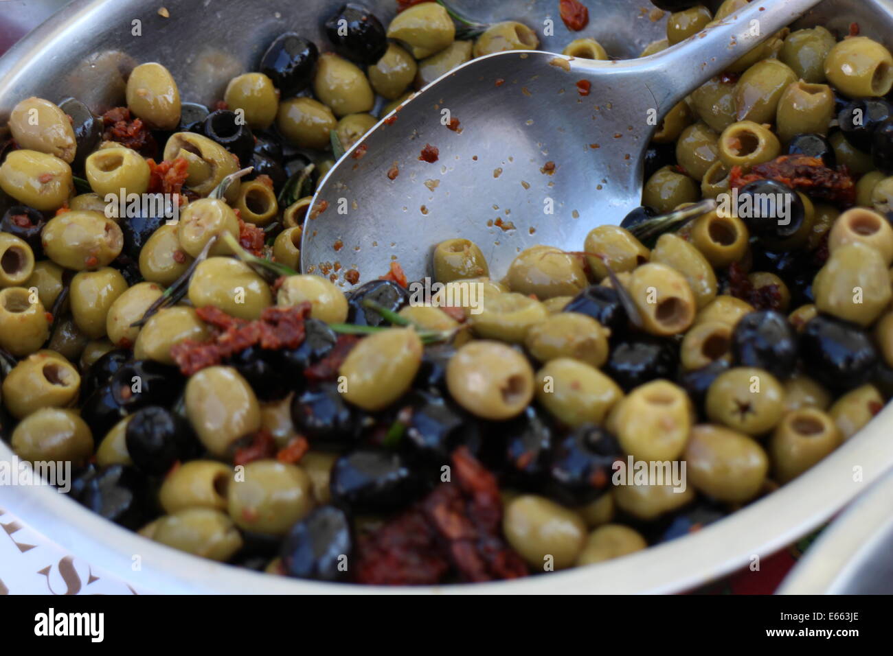 Olives on sale on a market stall Stock Photo - Alamy