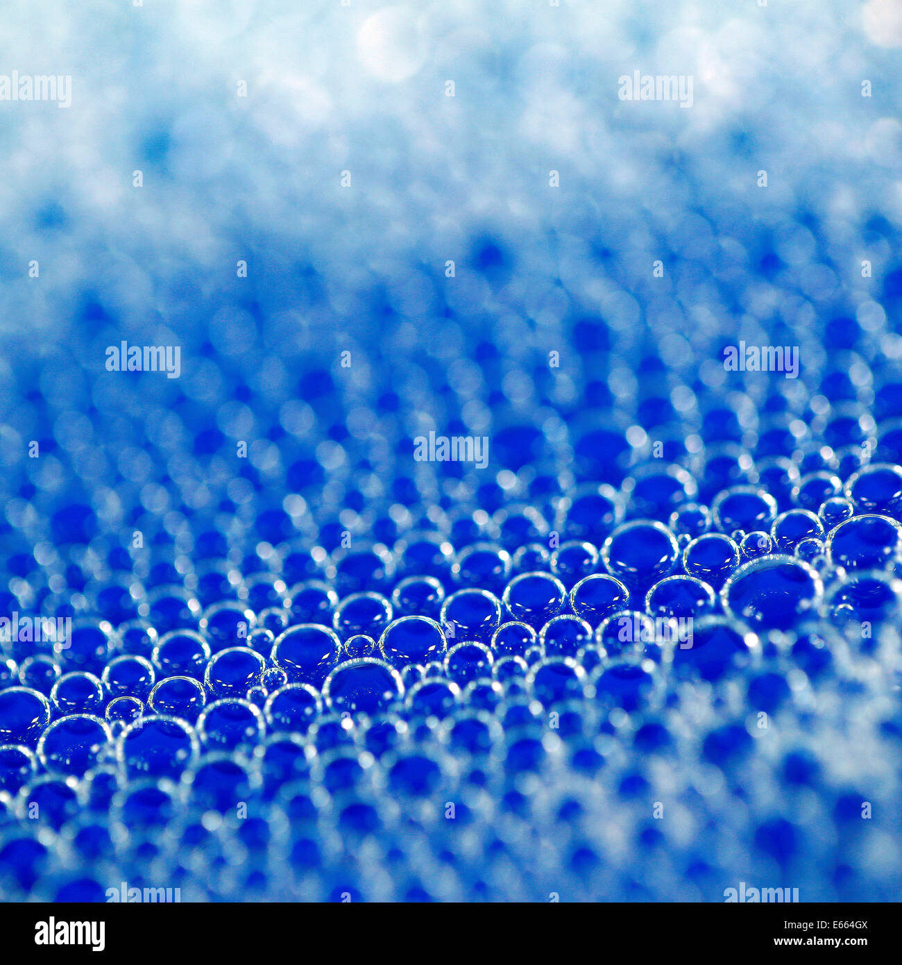 Blue bubbles background hi-res stock photography and images - Alamy