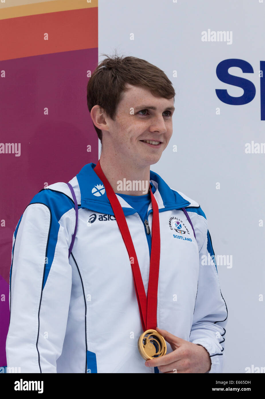 100m bronze medallist hi-res stock photography and images - Alamy