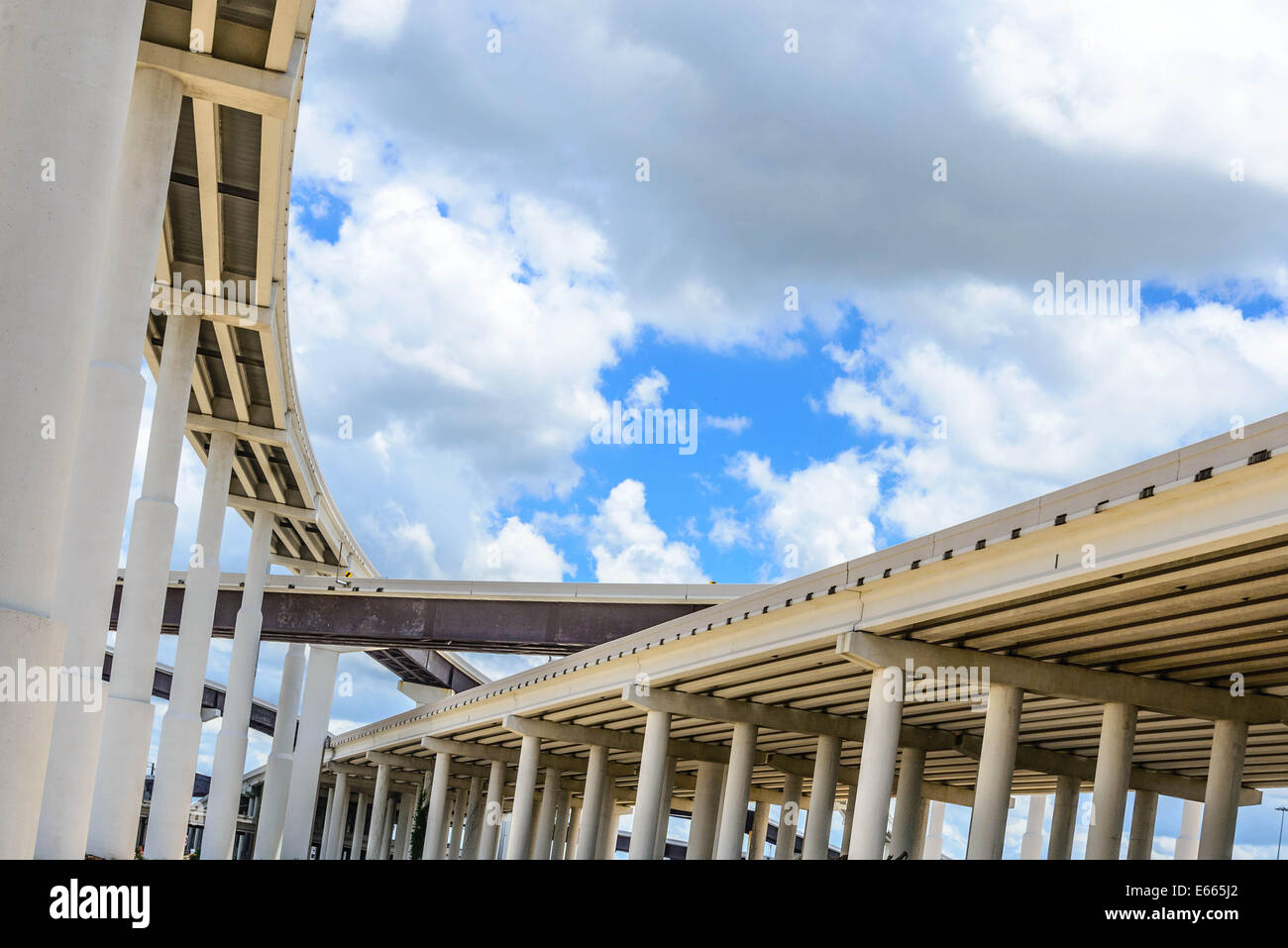 Elevated highway hi-res stock photography and images - Alamy