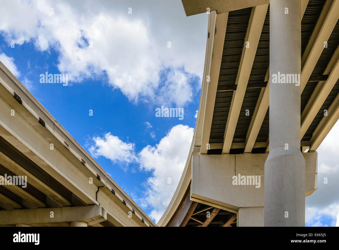 Elevated highway hi-res stock photography and images - Alamy
