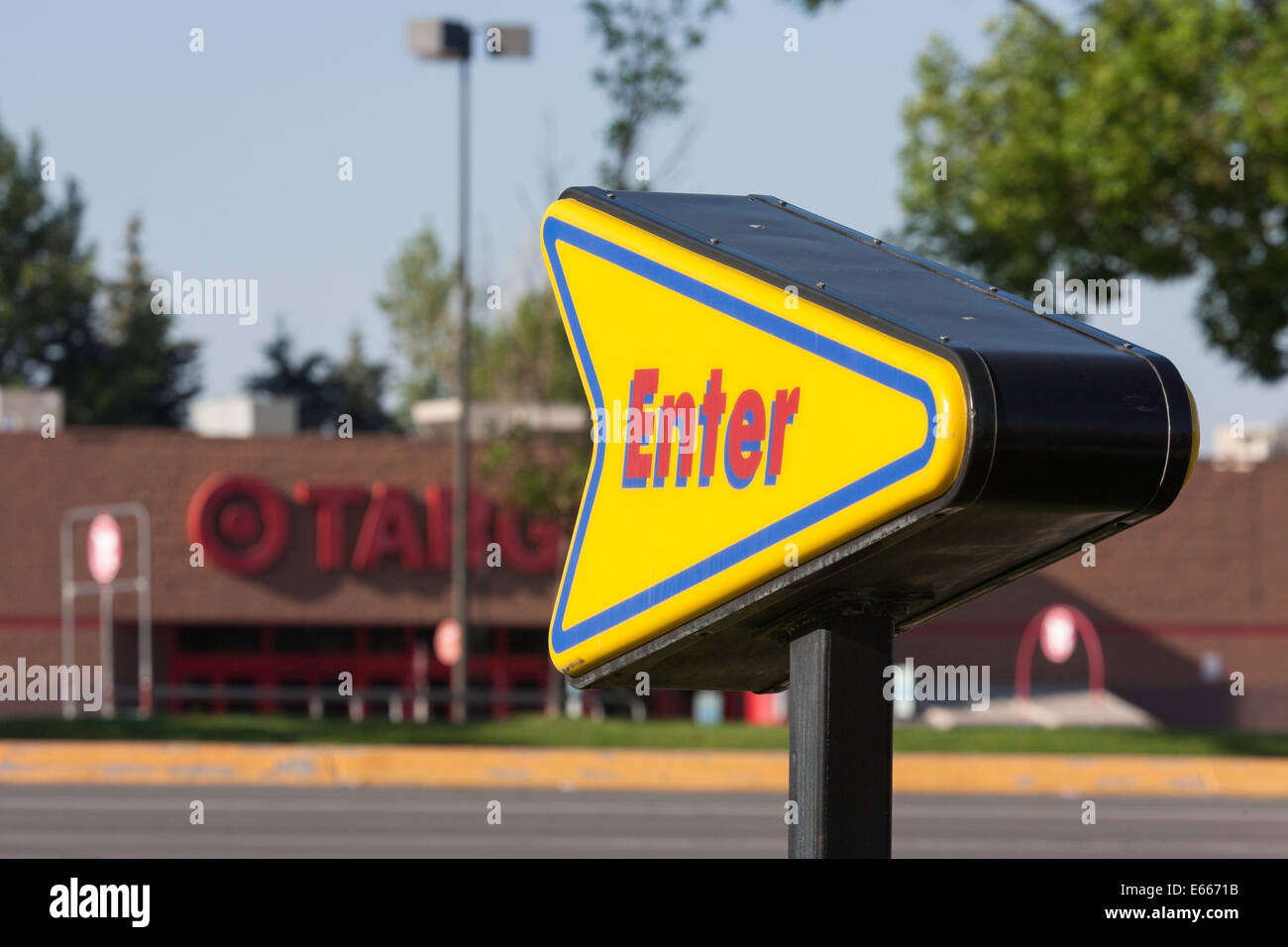 Drive Thru Arrow High Resolution Stock Photography and Images - Alamy