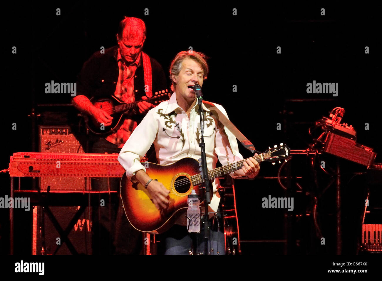 Jim cuddy hi-res stock photography and images - Alamy