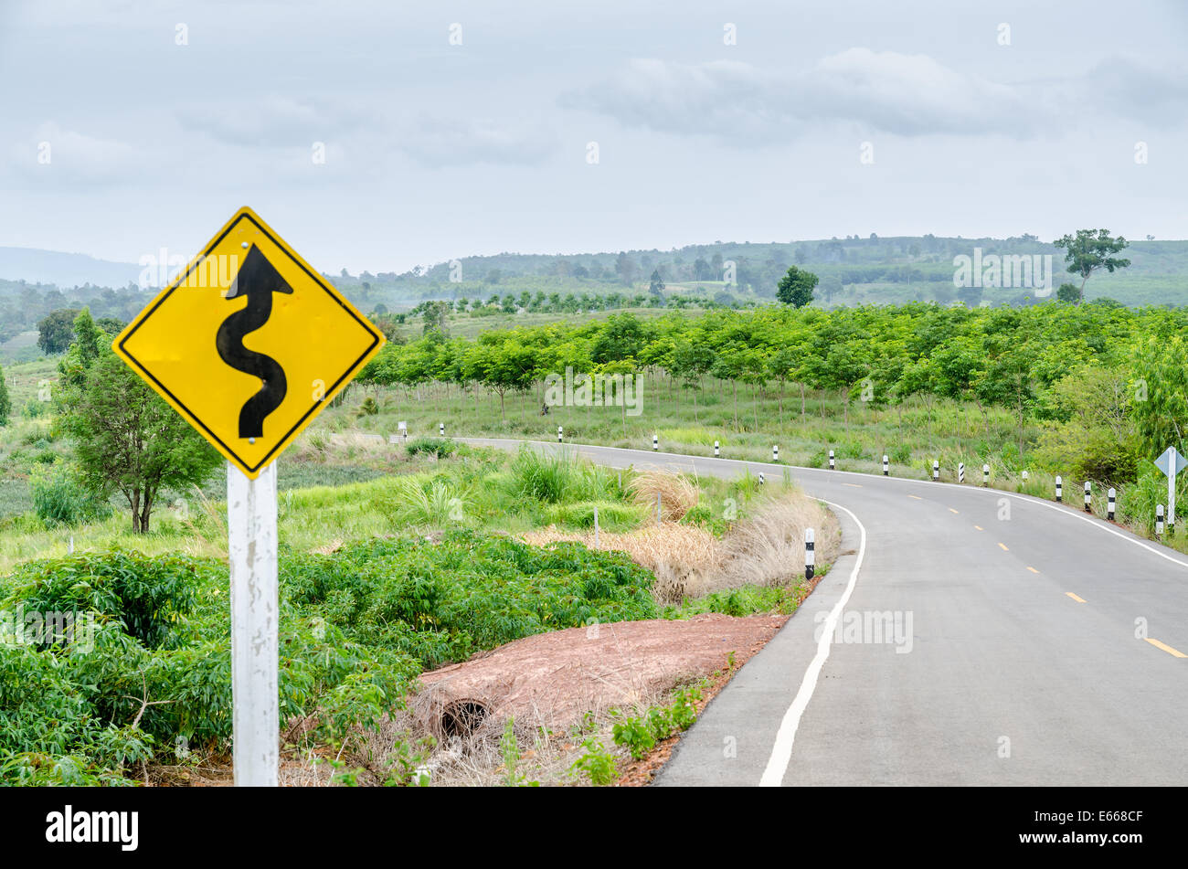 Roadway roadsign road hi-res stock photography and images - Alamy
