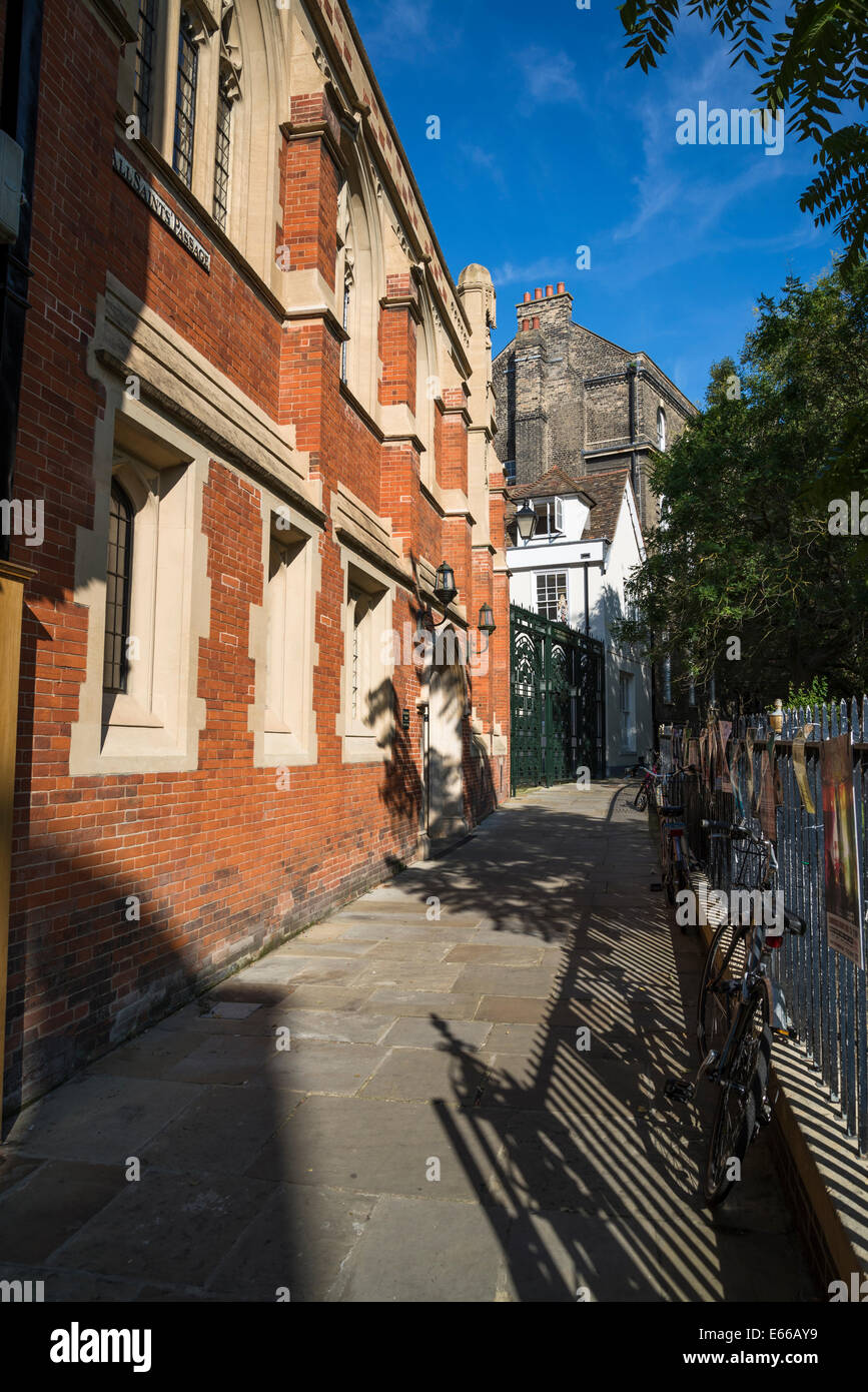 Cambridge school of architecture hi-res stock photography and images ...