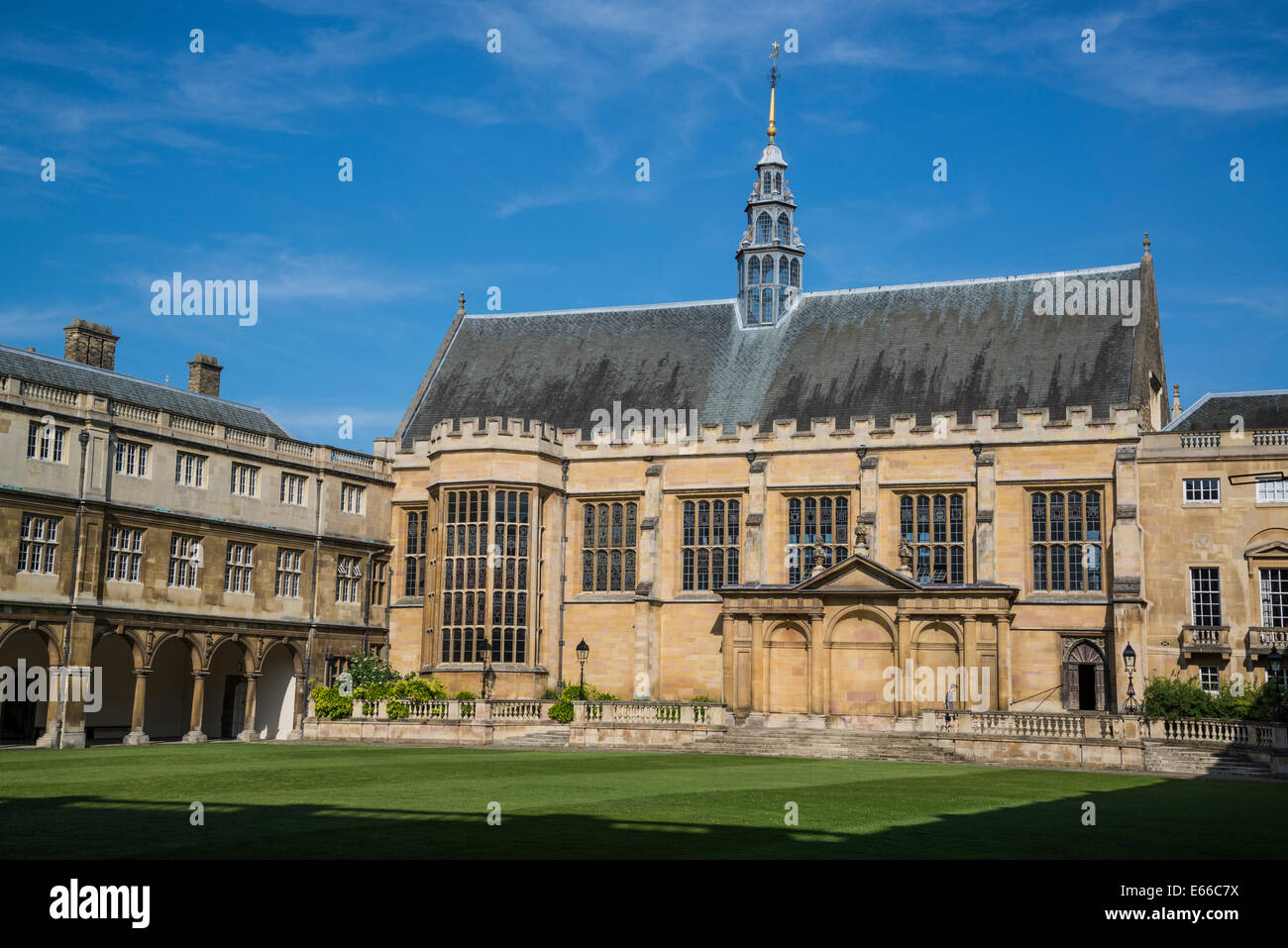 Trinity college cambridge court hi-res stock photography and images - Alamy