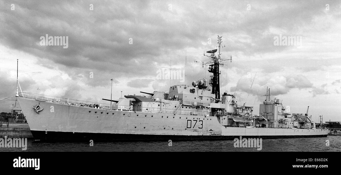 Royal navy ww2 Black and White Stock Photos & Images - Alamy