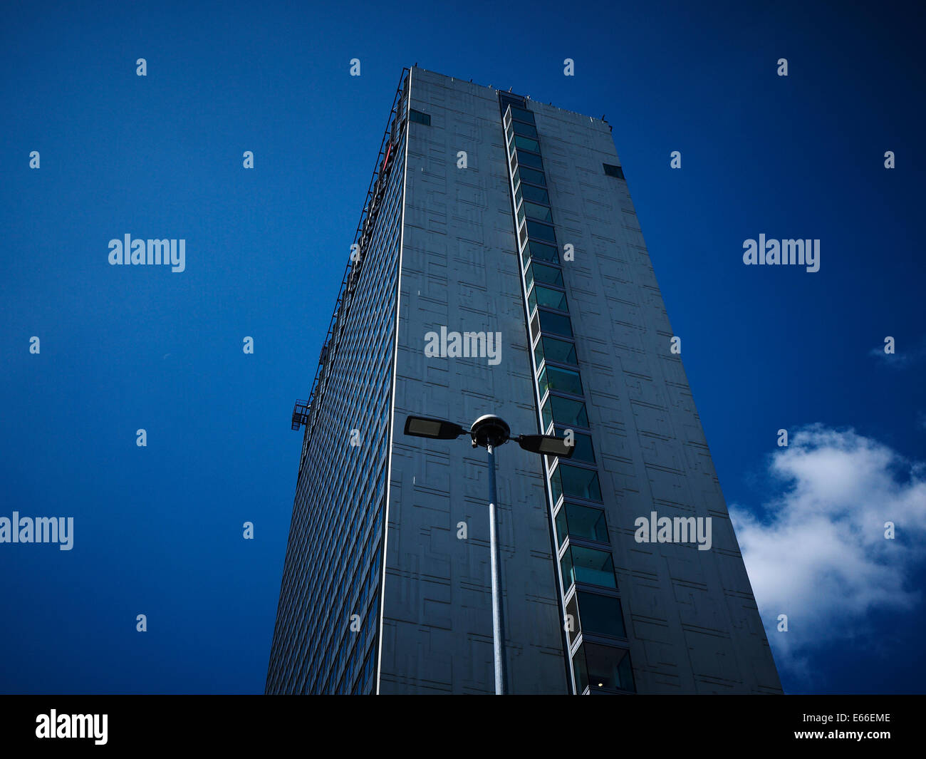 Modern buildings in manchester city centre hi-res stock photography and ...