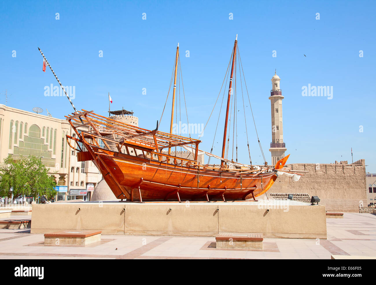 Traditional boat in the dubai museum hi-res stock photography and ...