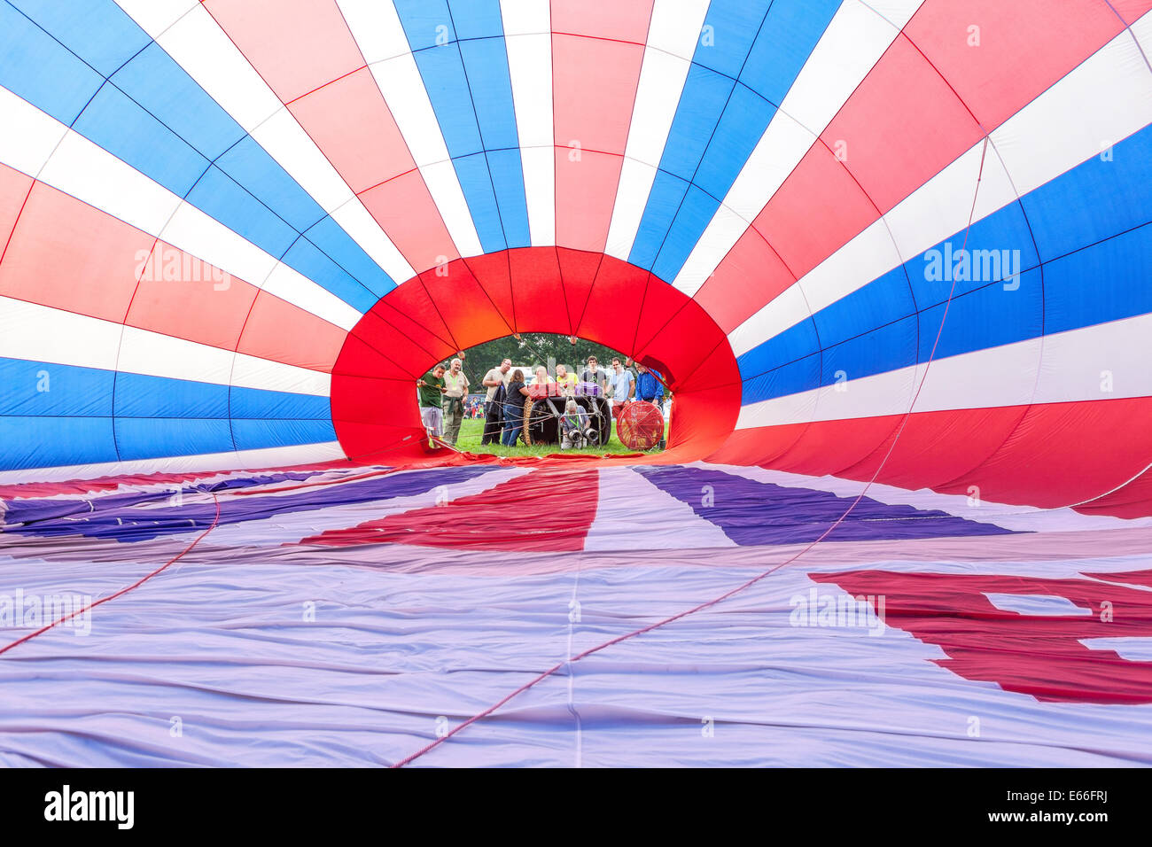 The hot air balloon is the oldest successful human-carrying flight ...