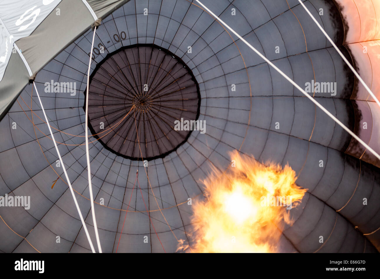 The hot air balloon is the oldest successful human-carrying flight ...