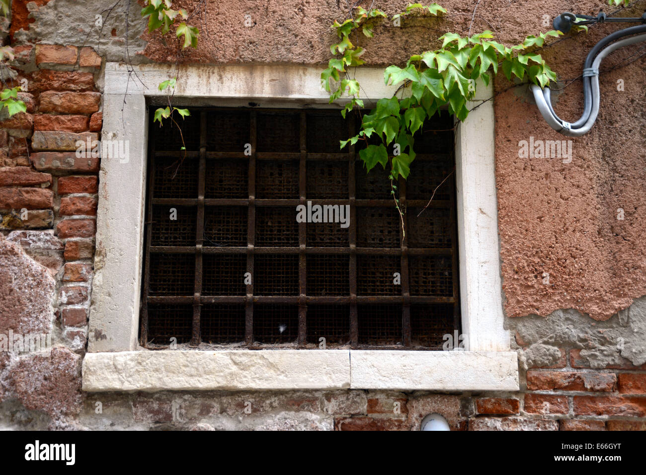 Barred window hi-res stock photography and images - Alamy