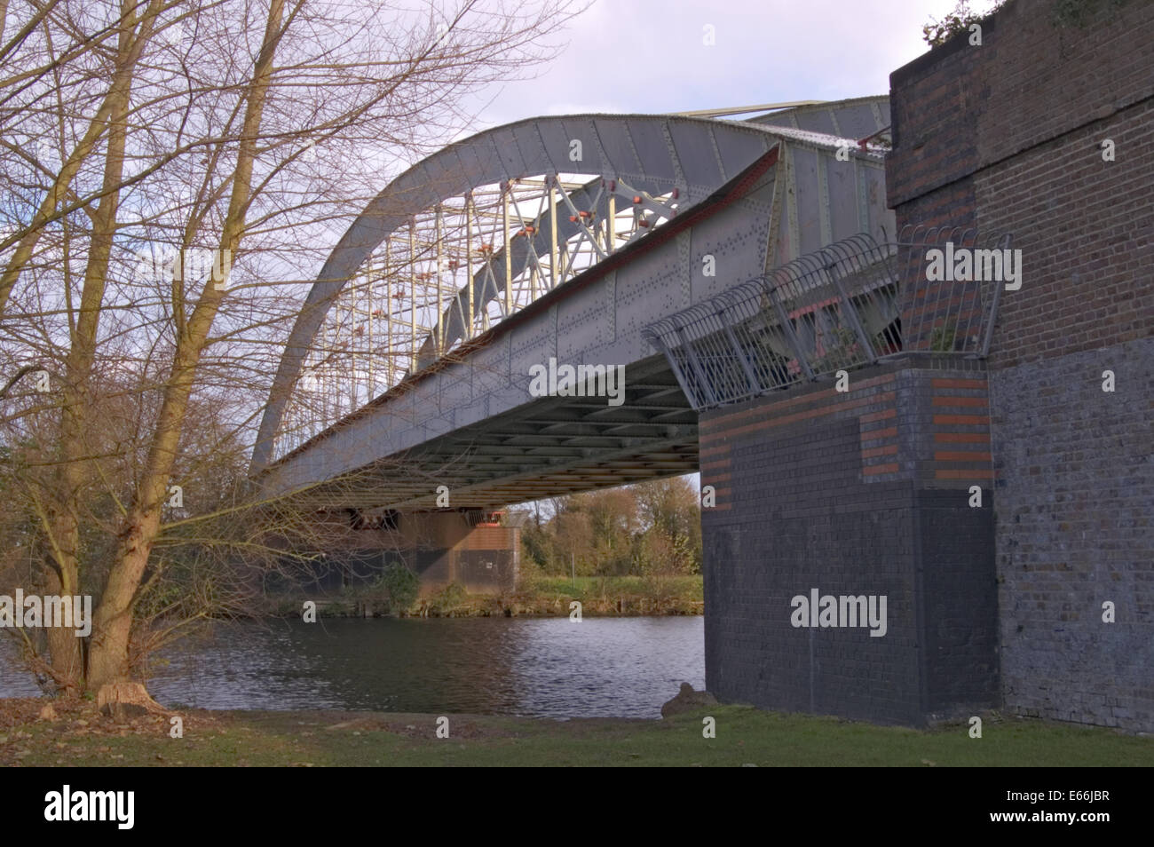 Windsor wrought iron 'bow string' bridge 1849 designed by Isambard ...