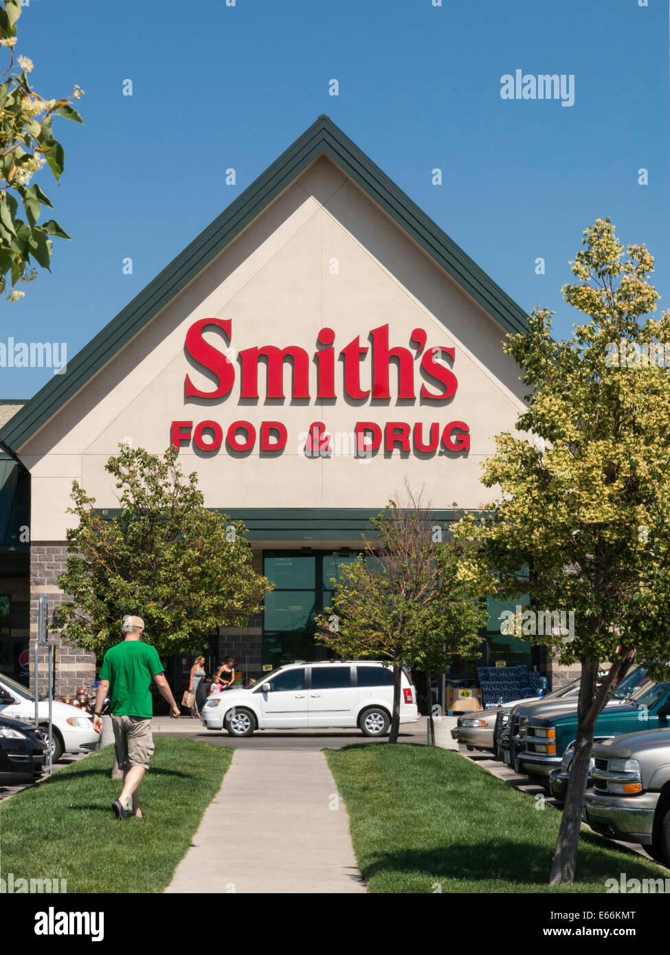 Smith's Food & Drug Store in Great Falls, Montana, USA Stock Photo - Alamy
