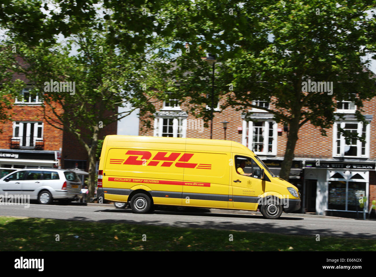 A dhl van hi-res stock photography and images - Alamy