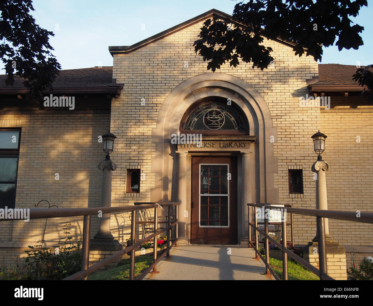 Mynderse library hi-res stock photography and images - Alamy