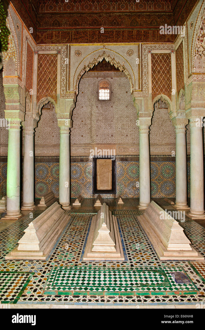 Saadi Dynasty originated in the valley of the Draa River. Among the 6 ...