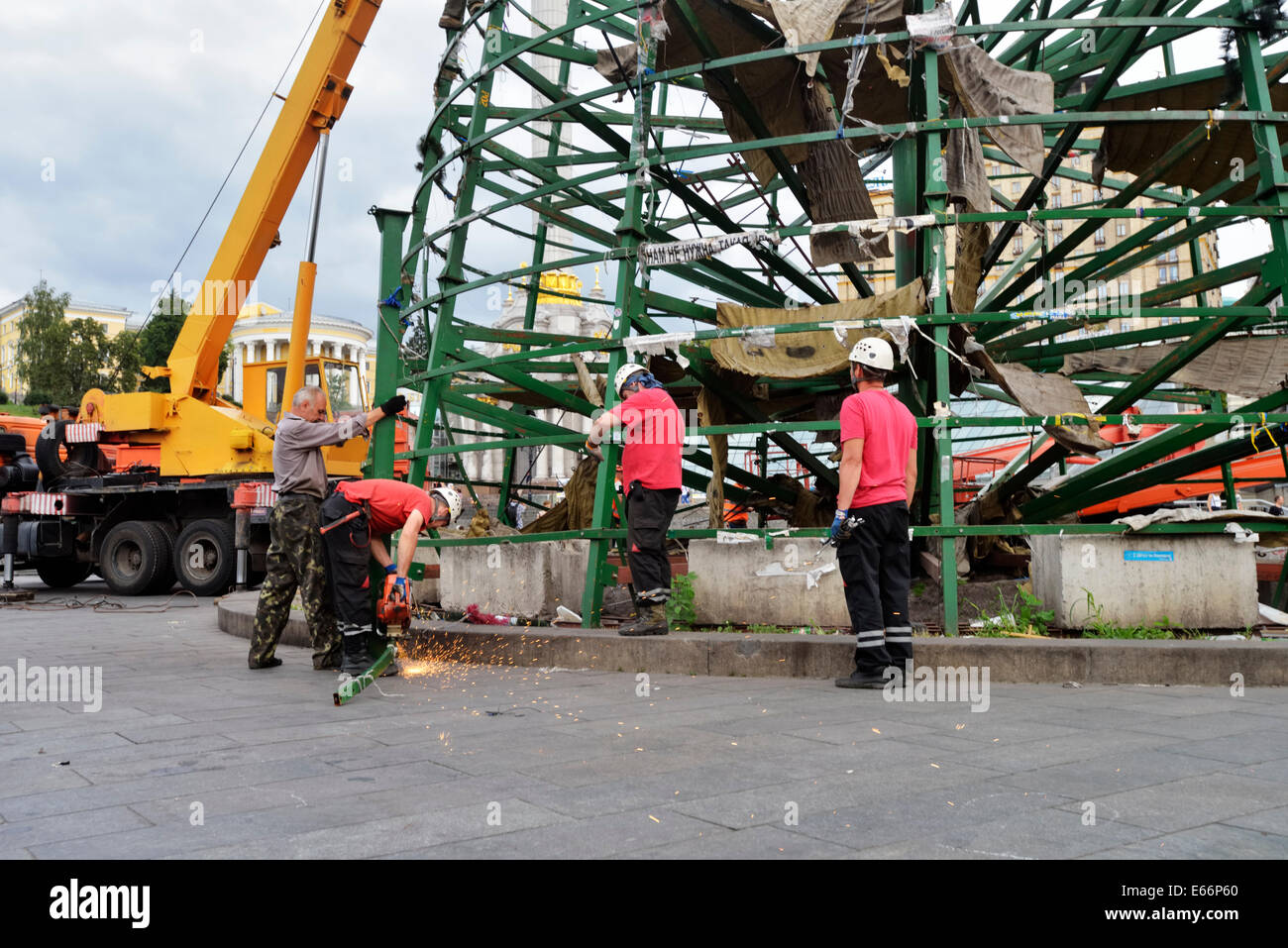 Kiev, Ukraine. 15 Aug 2014. "Yolka" dismantled on Maidan in Kiev ...