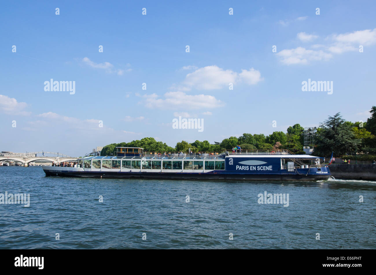 Tourist ferry on the river Seine in Paris, France Stock Photo - Alamy