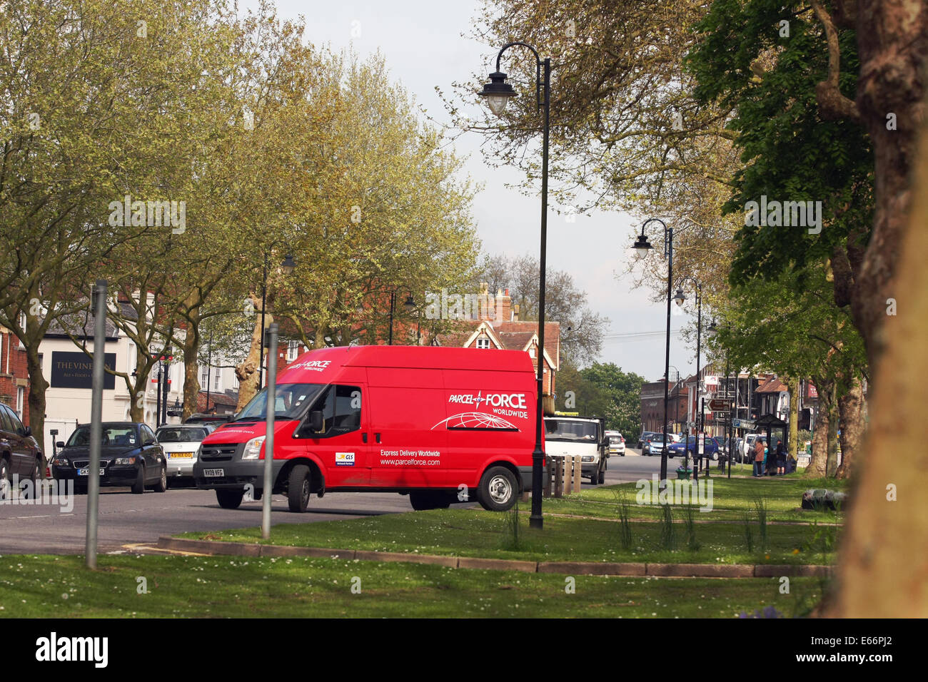 Parcelforce red van hi-res stock photography and images - Alamy