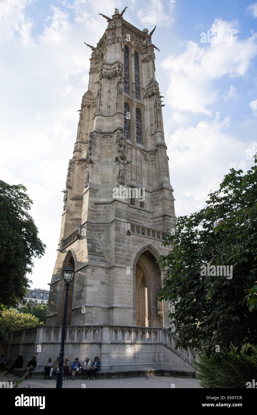 Saint Jacques Tower ,Tour Saint-Jacques in Paris, France Stock Photo ...