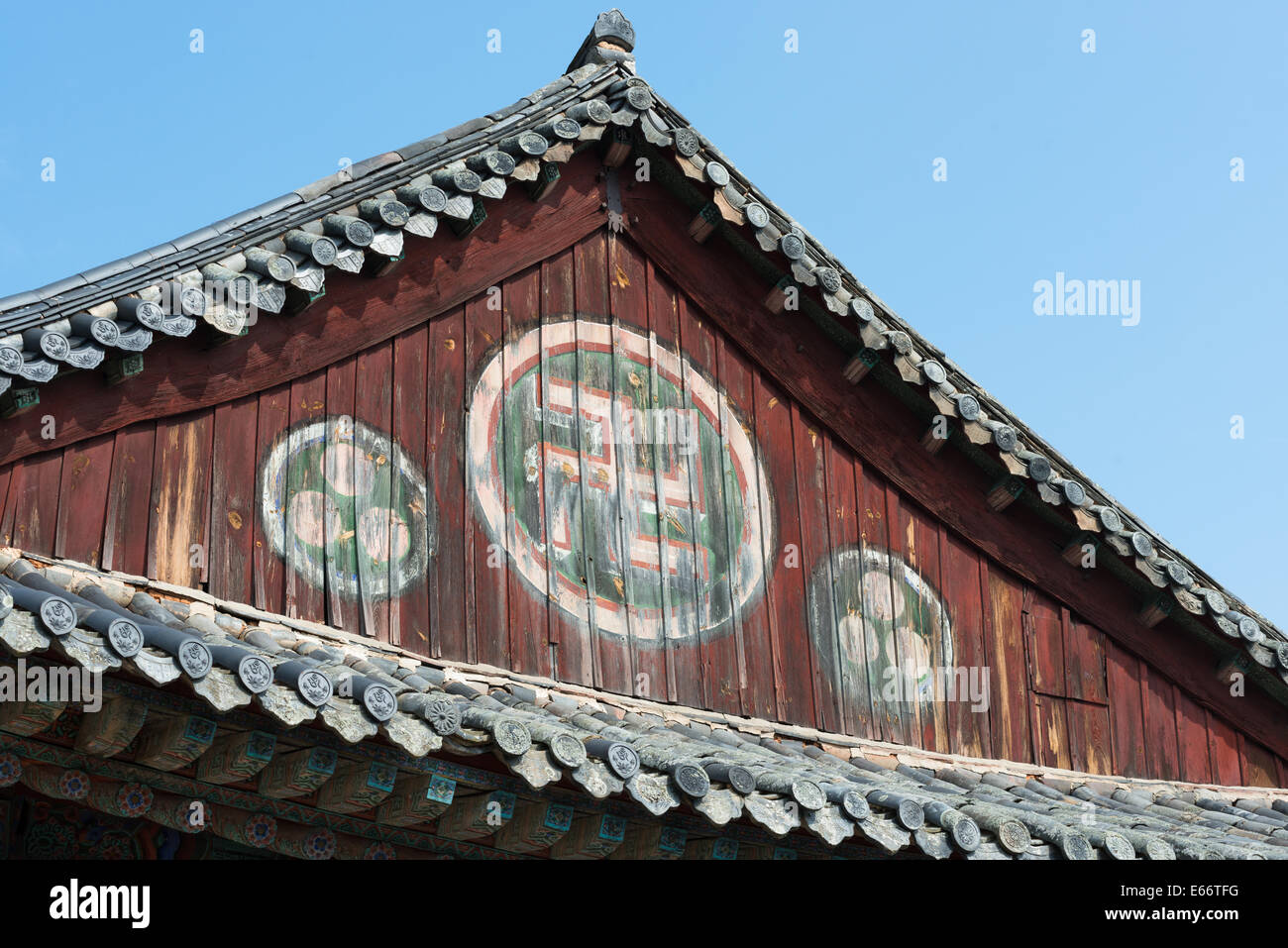 South korea pulguksa bulguksa temple hi-res stock photography and ...
