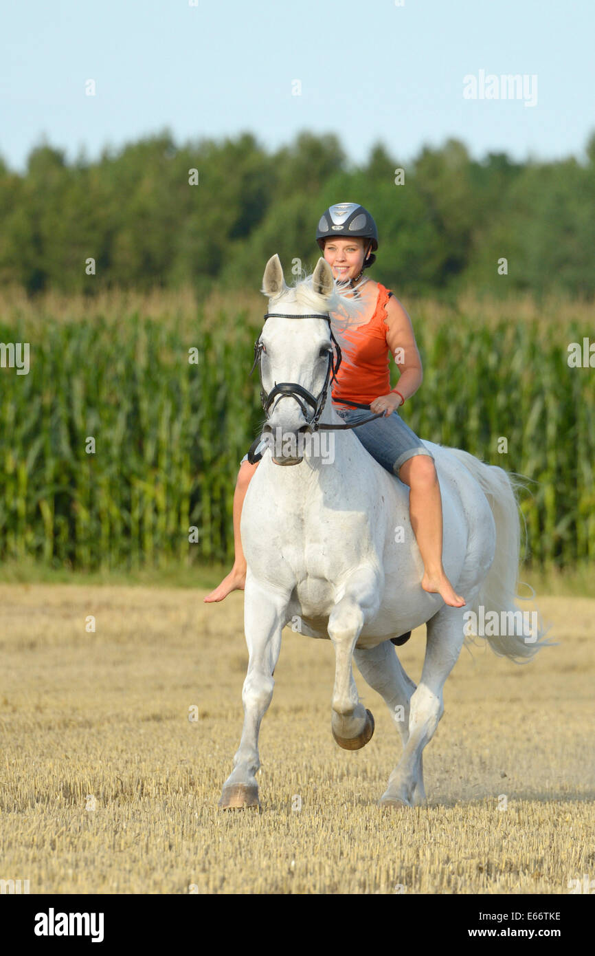 Bareback riding woman hi-res stock photography and images - Alamy