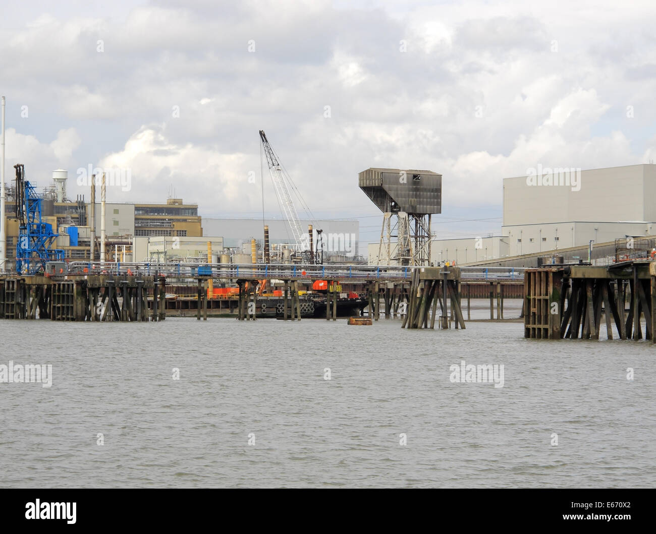 Factories units hi-res stock photography and images - Alamy