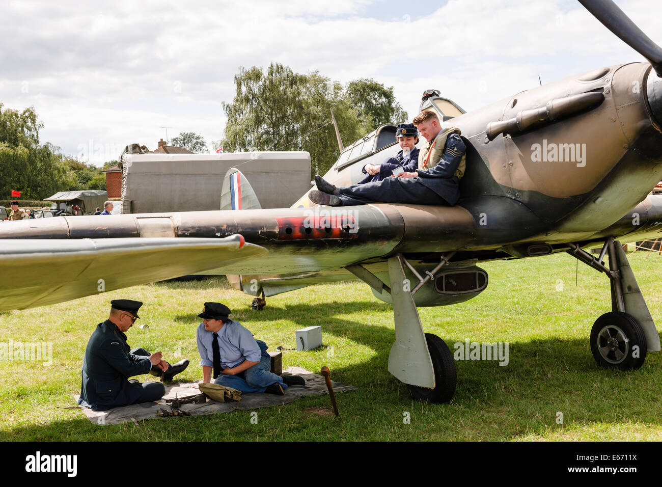 Iconic ww2 aircraft hi-res stock photography and images - Alamy
