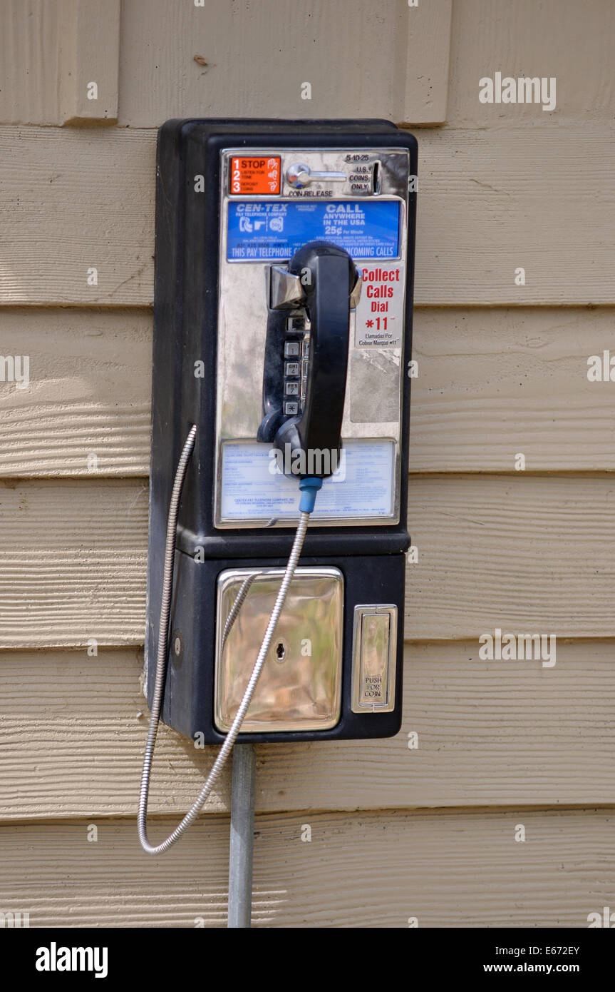 Coin operated pay phone Stock Photo - Alamy