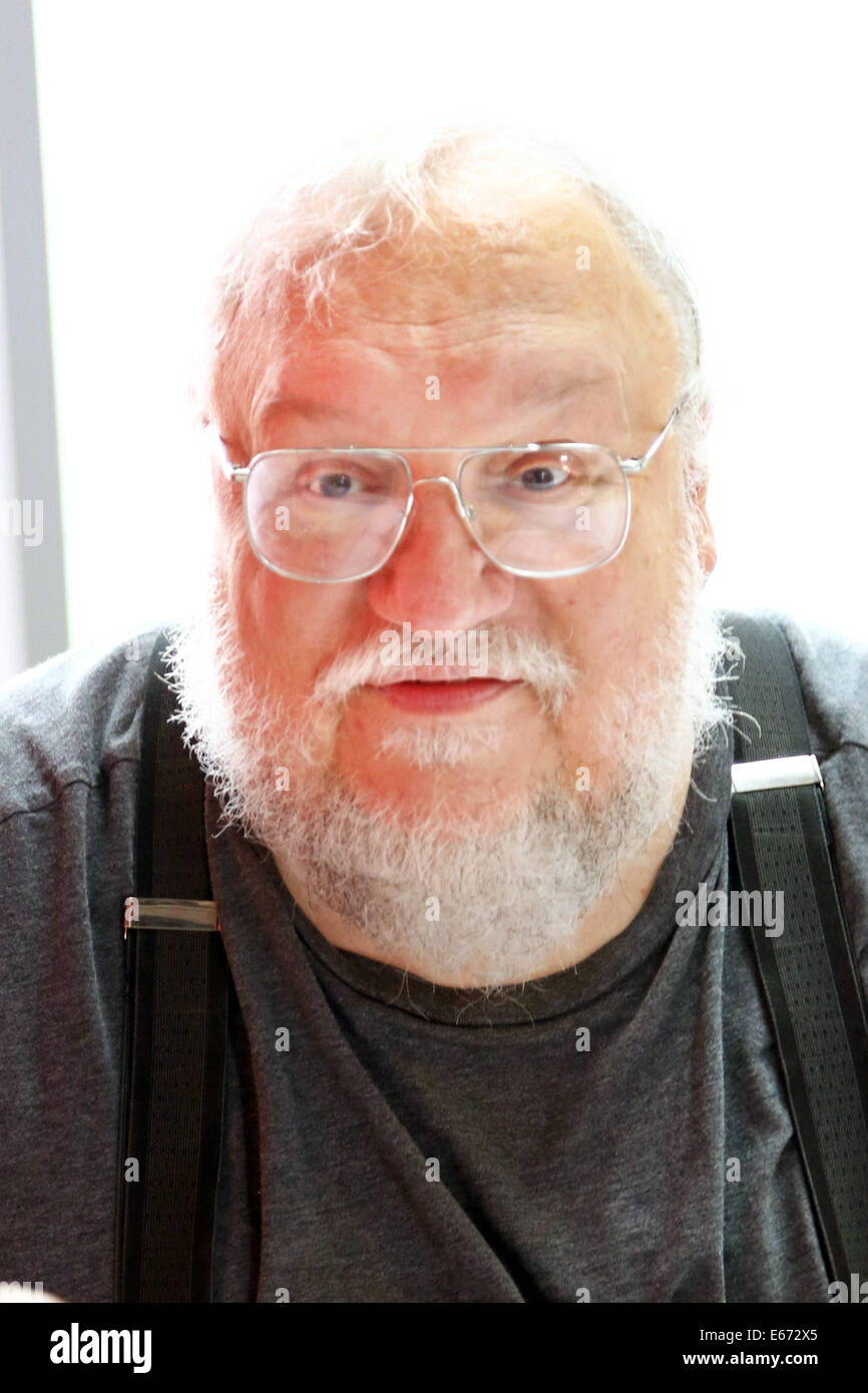 George r r martin book hi-res stock photography and images - Alamy