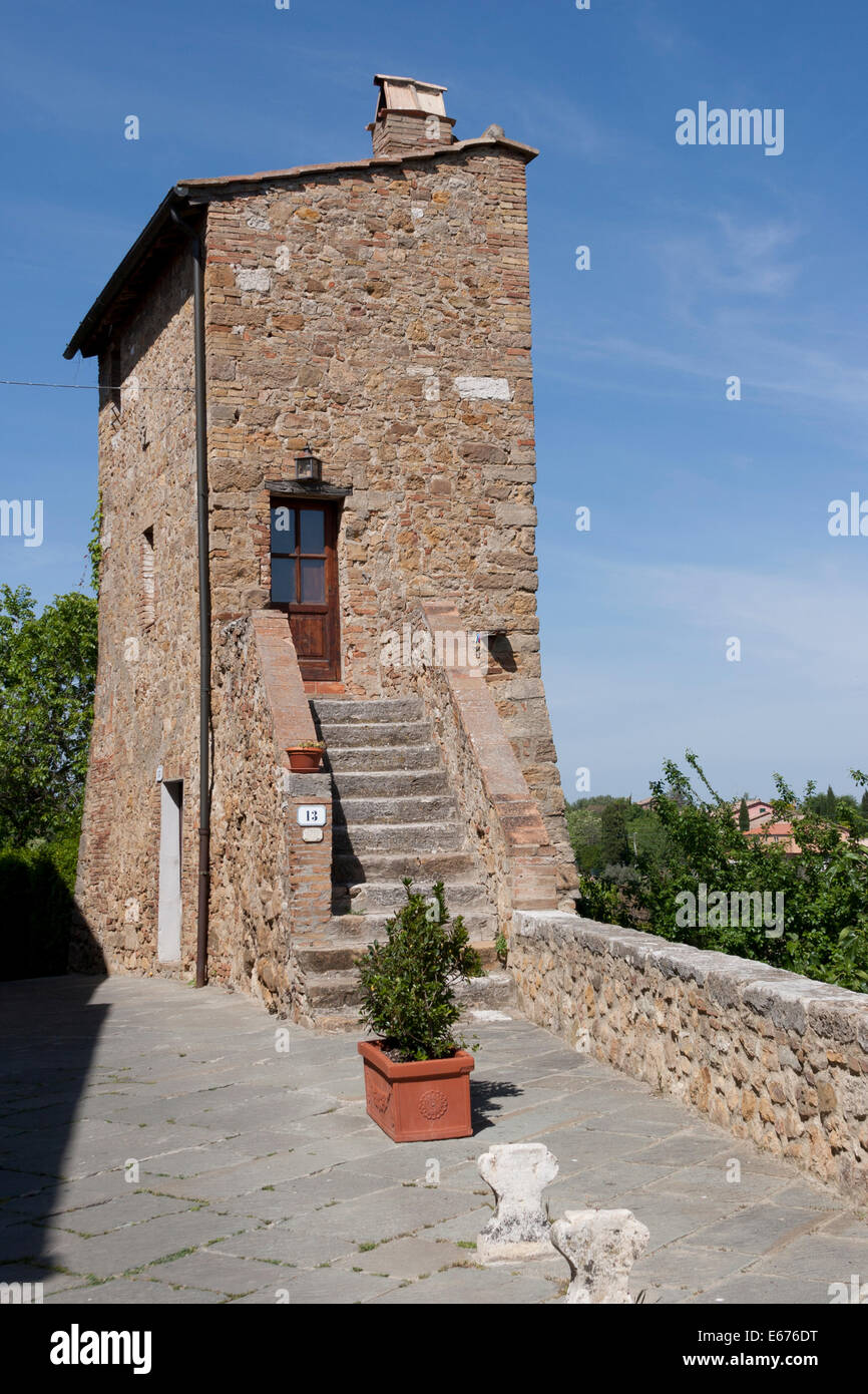 Stone house, Tuscany Stock Photo - Alamy
