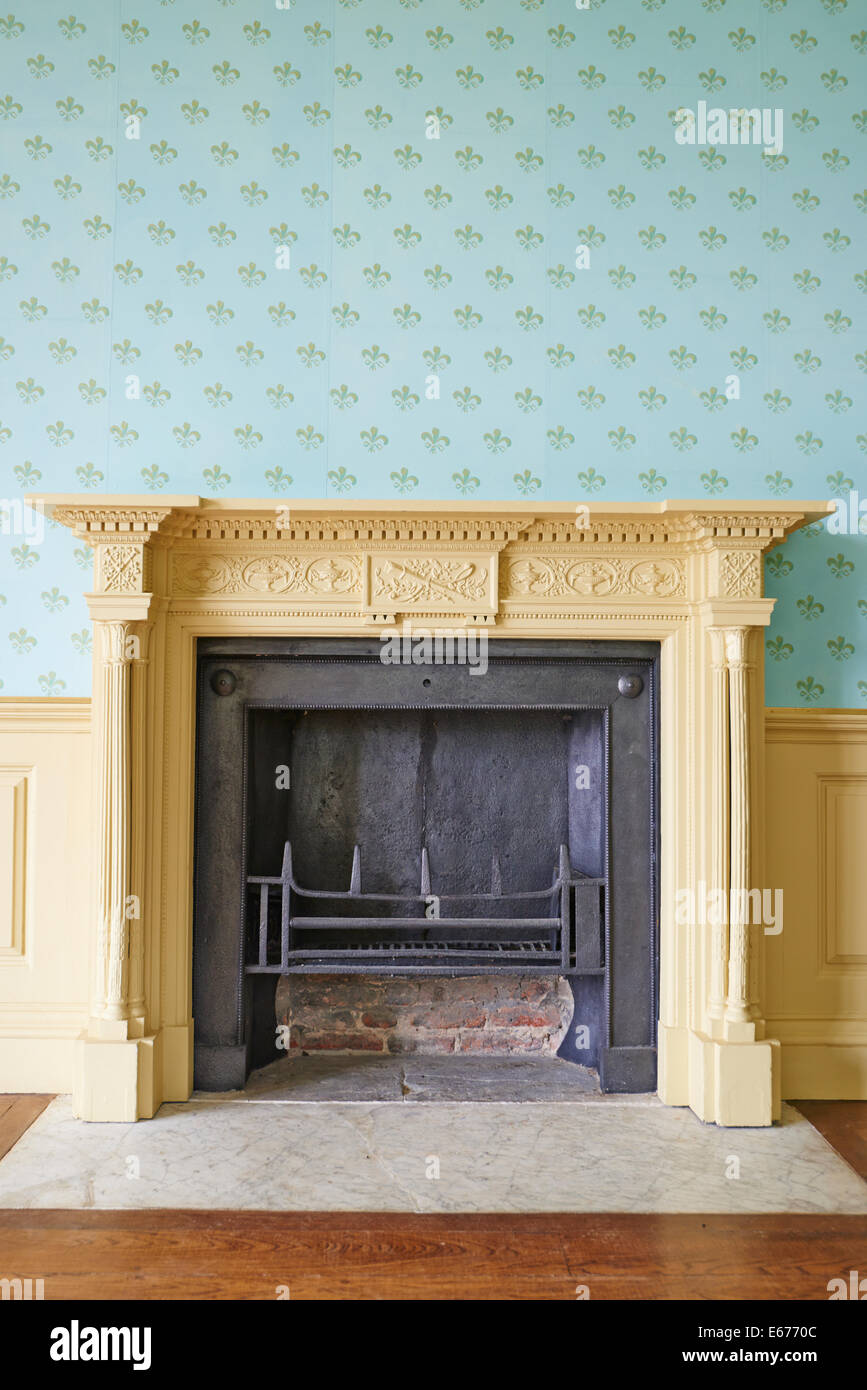 Elizabethan style home interior hi-res stock photography and images - Alamy