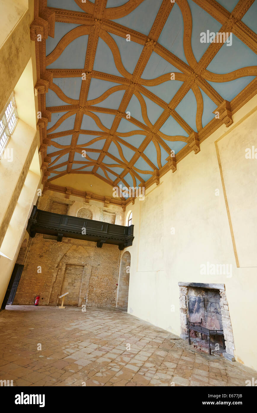 The Great Hall With Its Ornate Carved Ceiling Kirby Hall An Elizabethan ...