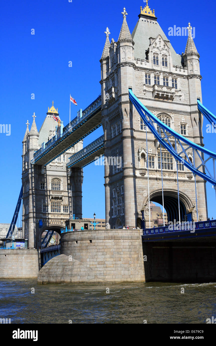 Tower Bridge from Shad Thames, London, England Stock Photo - Alamy