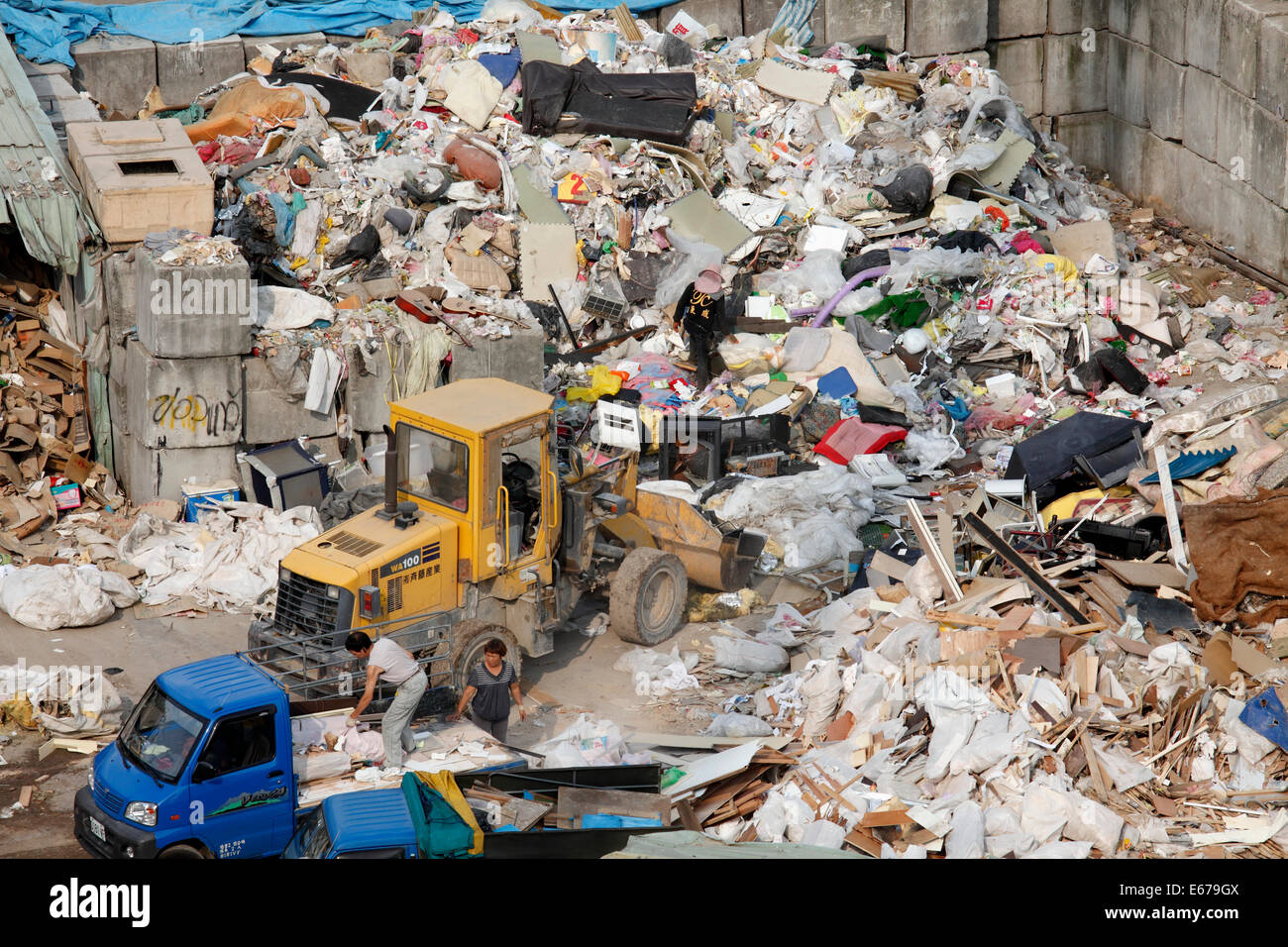 Recycling in taiwan hi-res stock photography and images - Alamy