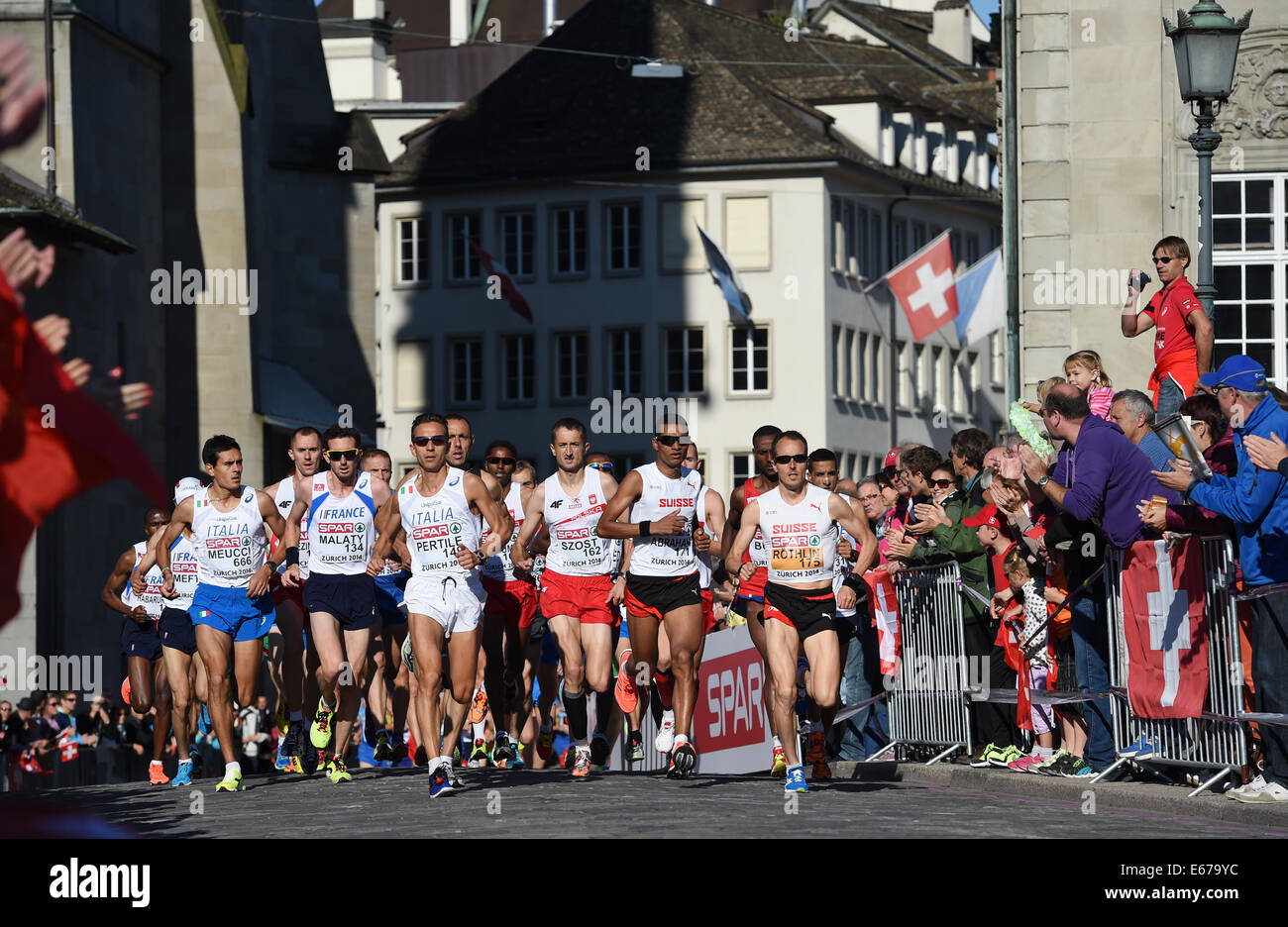 Zurich, Switzerland. 17th Aug, 2014. Athletes compete in Men's Marathon ...