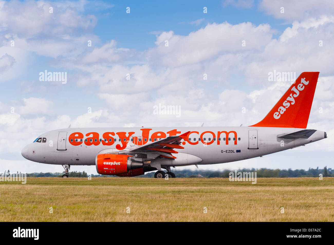 An easyJet Airbus A319 taking off at Luton Airport in England , Britain ...