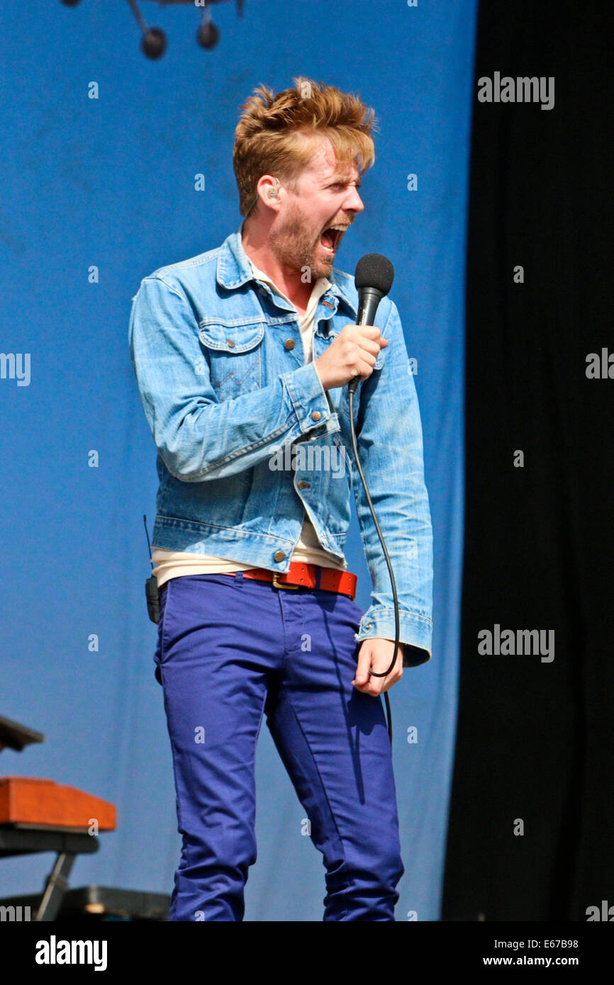 Ricky wilson hi-res stock photography and images - Alamy