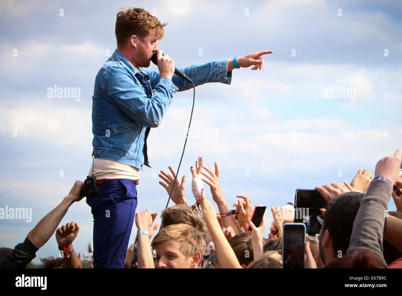 Ricky wilson hi-res stock photography and images - Alamy