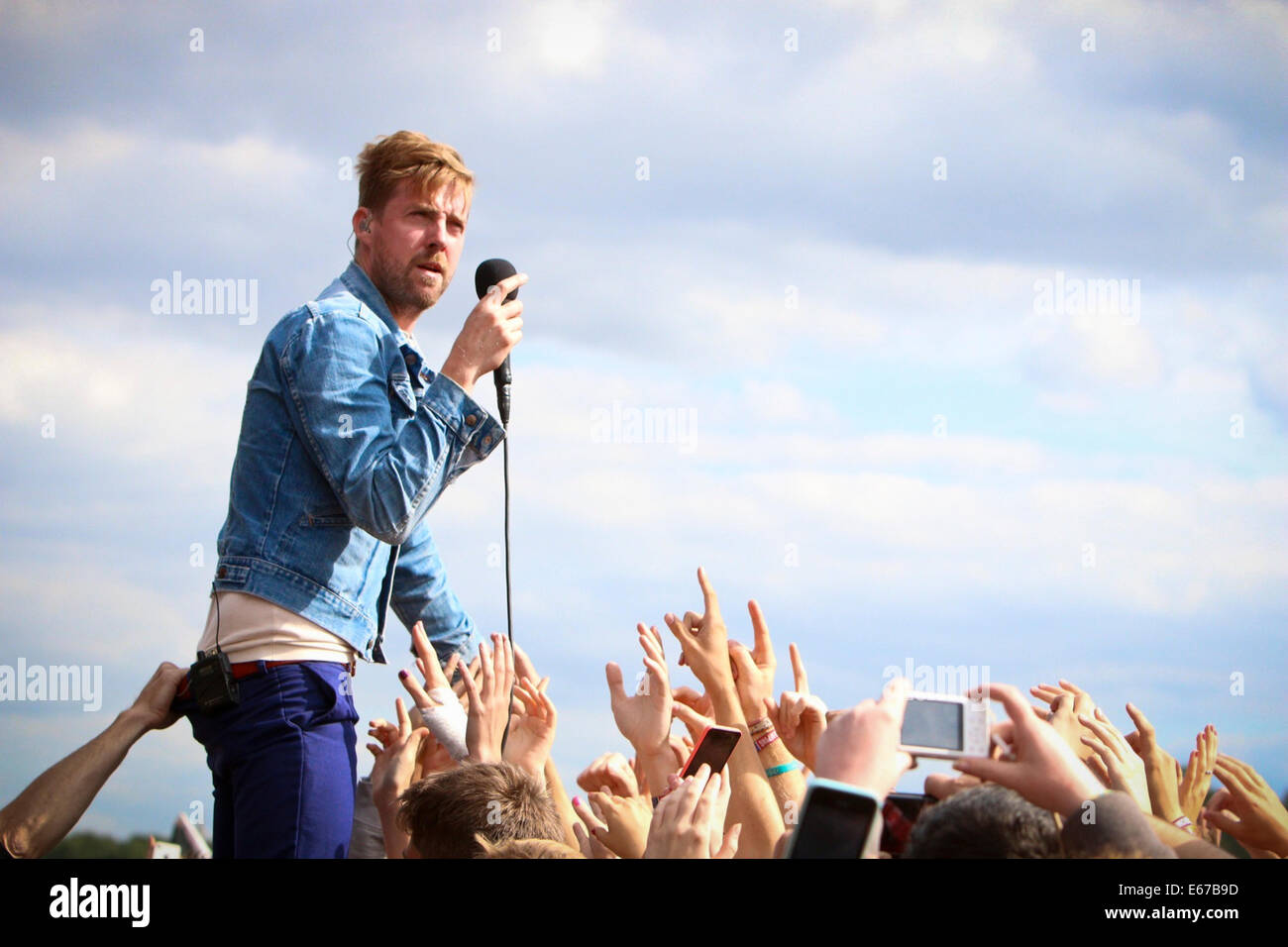 Singer ricky wilson hi-res stock photography and images - Alamy