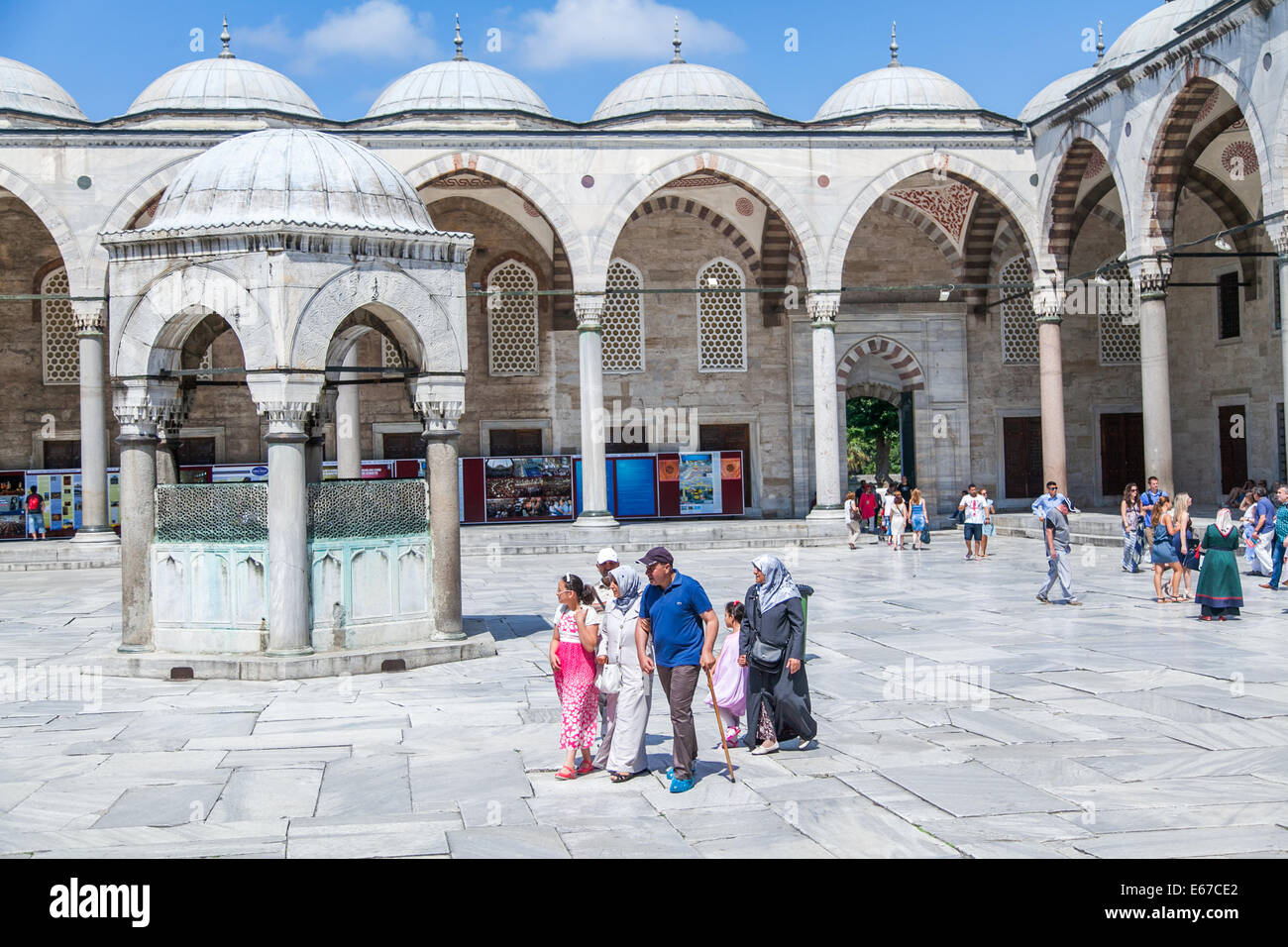 Blue mosque istanbul hi-res stock photography and images - Alamy